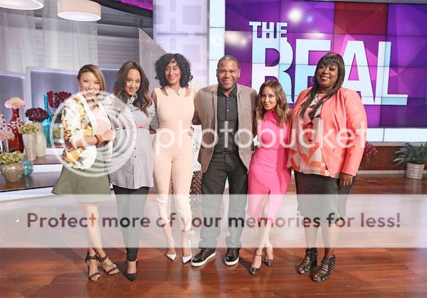 Dwyane Wade, His Sister Tragil Wade & Holly Robinson Peete Honored At ...