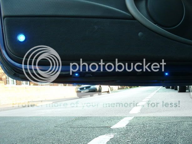 Door kerb lights | UKCougar